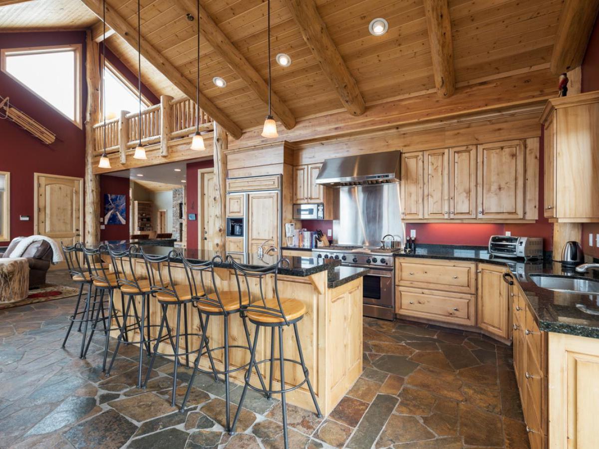 Solamere Residence - Rocky Mountain Getaways
